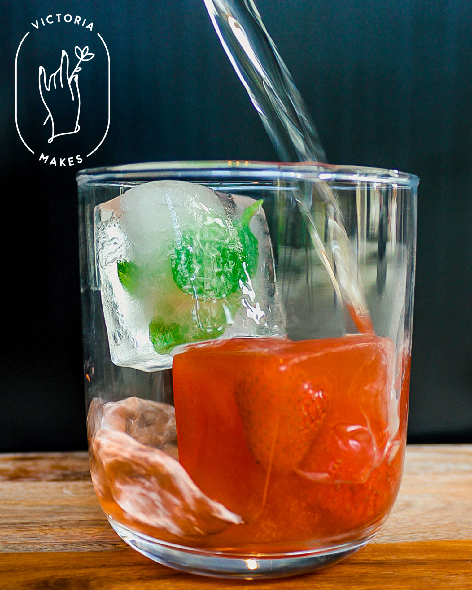 5 Things: Pretty Ice Cubes – victoria makes